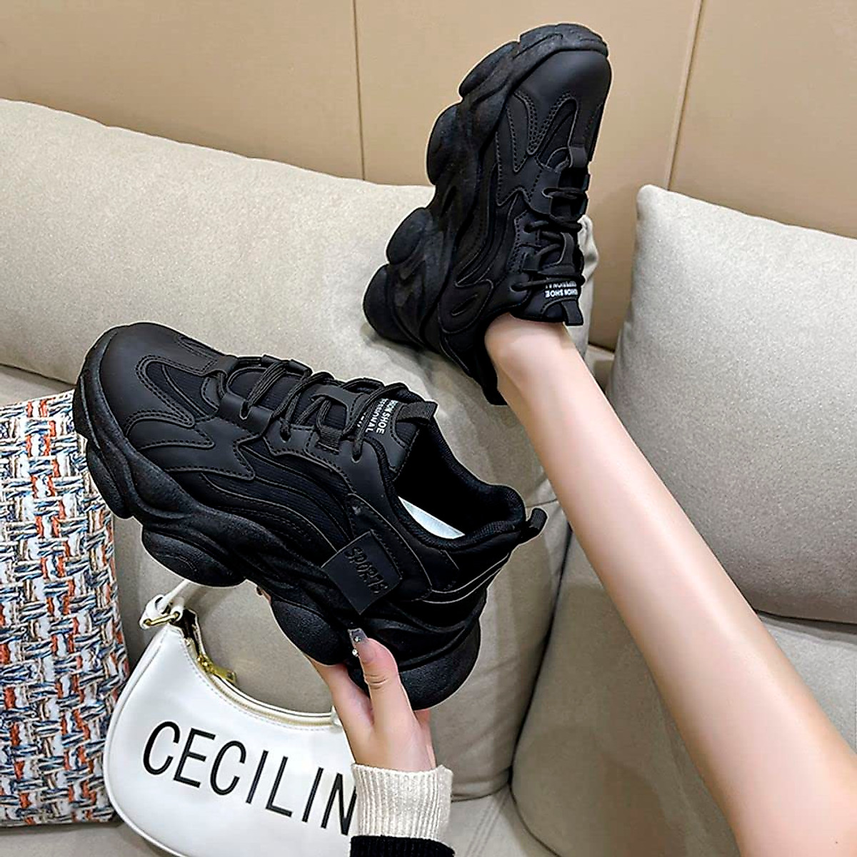 YAXE Women’s Platform Low Top Lace-up Chunky Walking Sneaker Size 8.5 Black