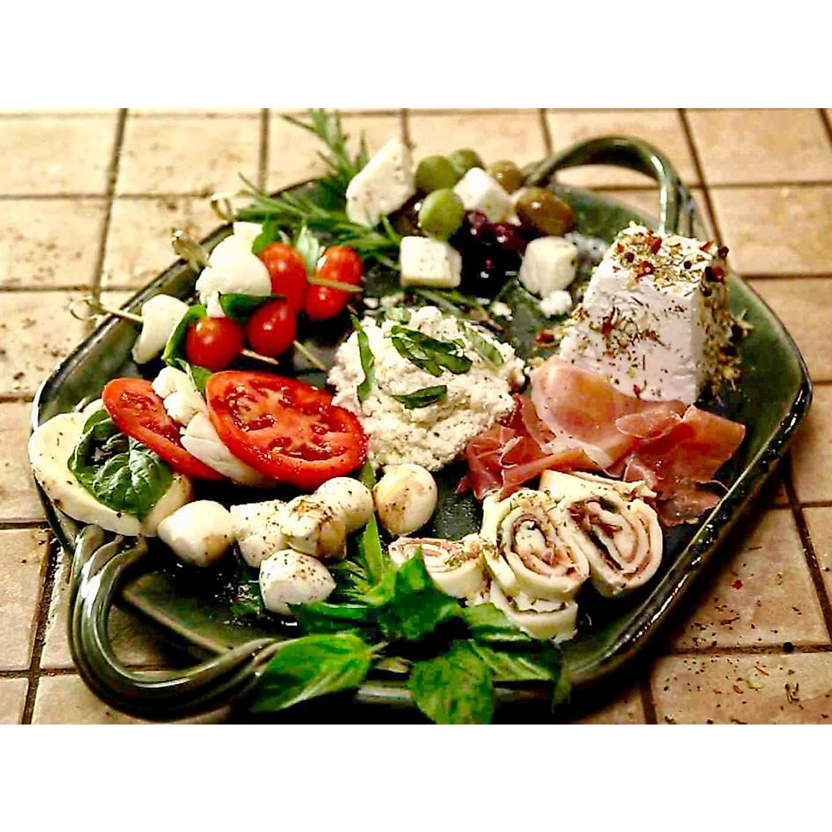 Standing Stone Farms Basic Beginner Cheese Making Kit - Mozzarella, Burrata, Burricota, Chevre, Ricotta, Mascarpone & Butter!