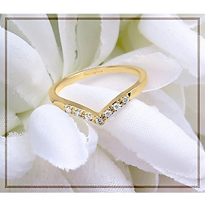 Dazzlingrock Collection 0.10 Carat (ctw) Round White Diamond 7 Stone Chevron Wedding Ring for Her in 18K Yellow Gold Size 6