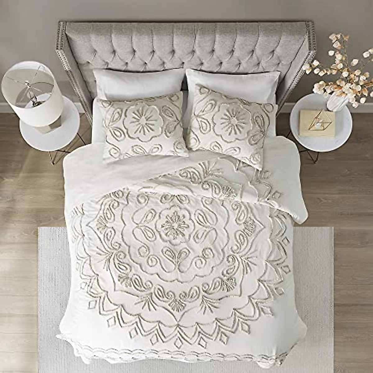 Madison Park Violette Lightweight 100% Cotton Quilt Set, Breathable Chenille Tufted, Shabby Chic Boho Medallion Design, Sham, Ivory/Taupe, Coverlet King/California King (104 in x 92 in) 3 Piece