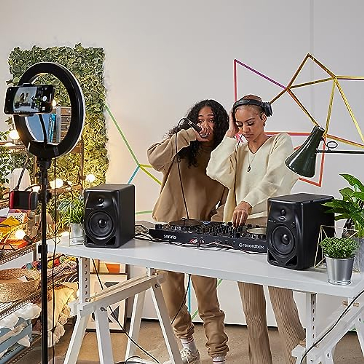 Pioneer DJ DM-50D 5-inch Active Monitor Speaker - Black