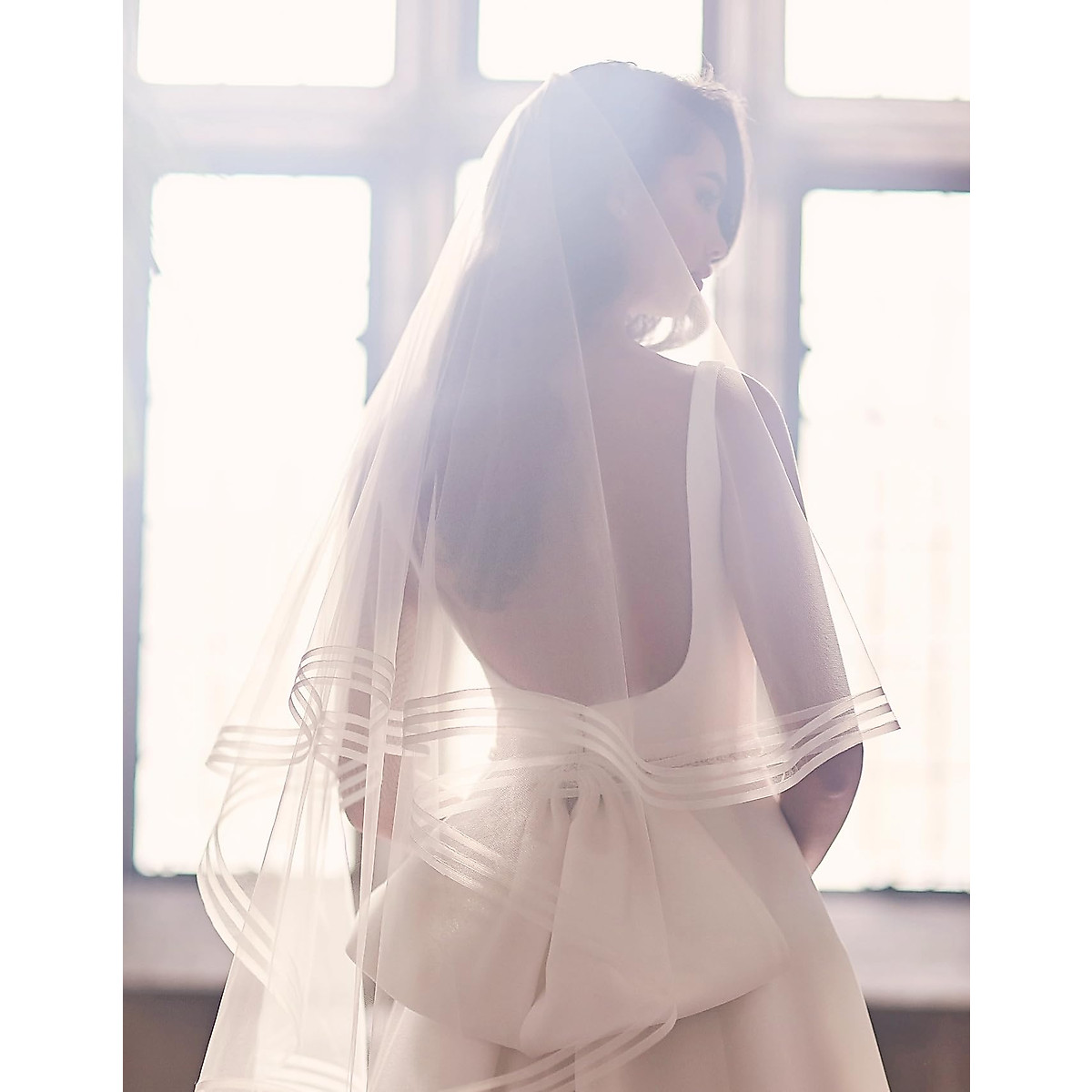 Passat French Lace Short Wedding Veil For Brides Ivory Lace Bridal Veil For Wedding Fingertip Length