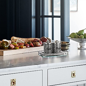 JUXYES Crushed Diamond Salt and Pepper Shakers With Tray, Luxurious Diamond Style Salt Pepper Shaker, Bling Glass Salt and Pepper Shakers, Sparkly Salt Pepper Glass Jar for Dining Table, Restaurant