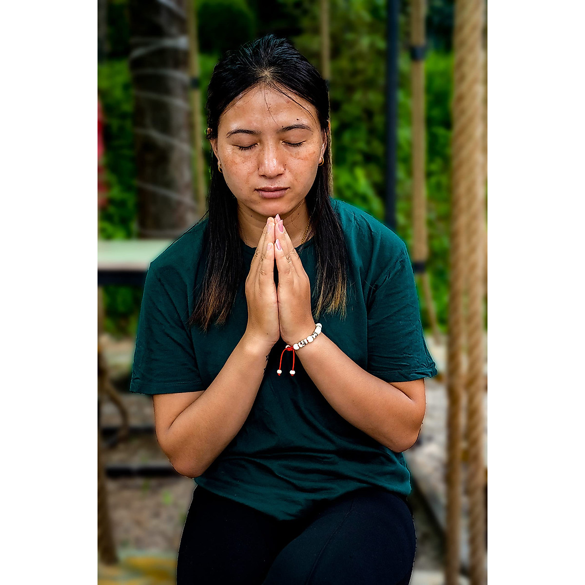 Tibetan Mala Carved Yak Bone Skull Wrist Mala/ Bracelet for Meditation BM-24