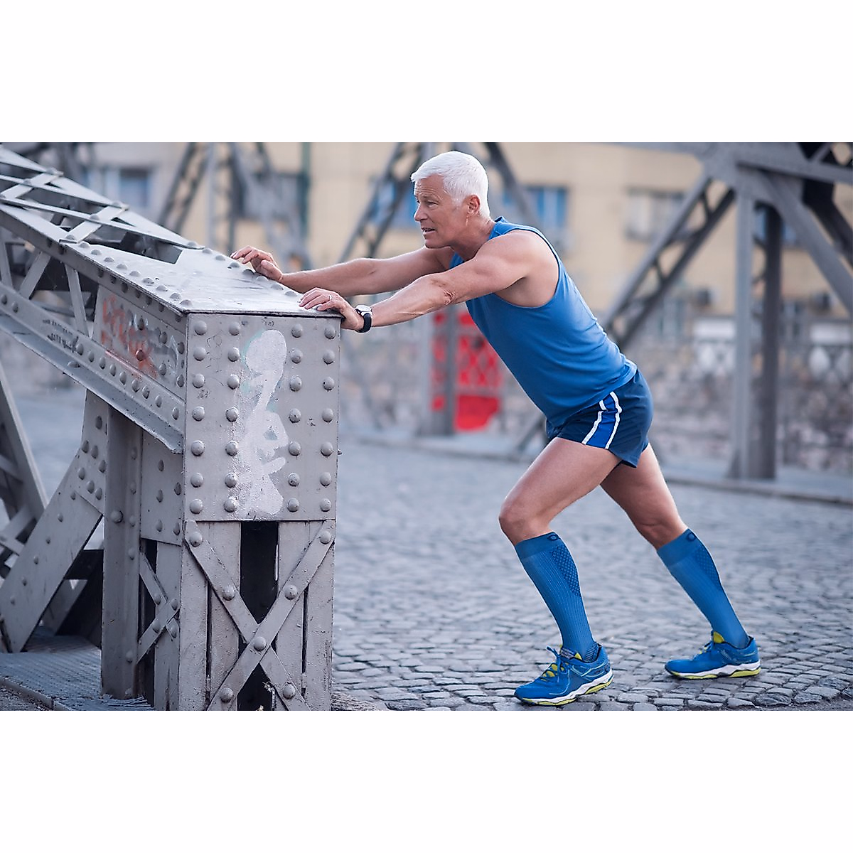 OrthoSleeve Compression Socks 20-30mmHg with Plantar Fasciitis Support - Large - White