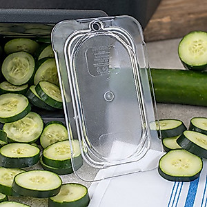 Carlisle FoodService Products Storplus 1/9 Size Universal Flat Food Pan Lid for Catering, Buffets, Restaurants, Polycarbonate, Clear