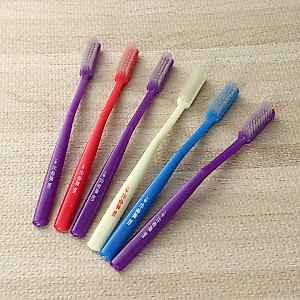 12pcs Adult Manual Toothbrush Hard Tooth Clean Brush Pocket Toothbrush for Teeth Stain Clean(Random Color)