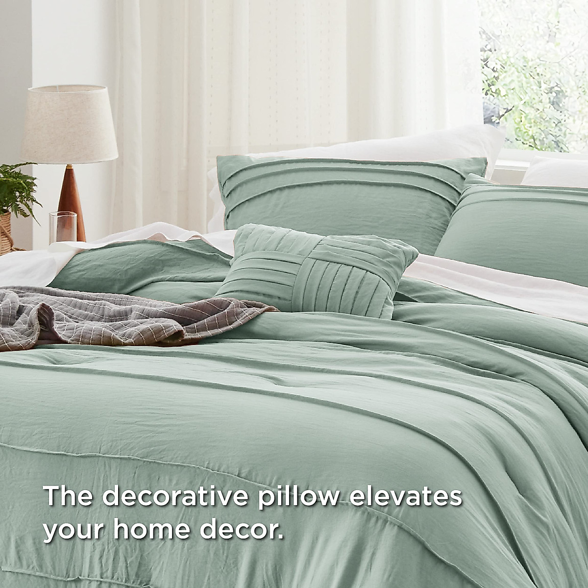 Bedsure Queen Comforter Set - 4 Pieces Pinch Pleat Bed Set, Sage Green Boho Bedding for All Season, 1 Soft Comforter, 2 Pillowcases, 1 Decorative Pillow