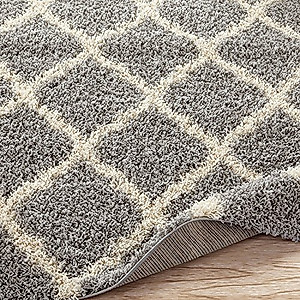 Sweet Home Stores Cozy Shag Collection Grey and Cream Moroccan Trellis Design Shag Rug (3'3"X4'7") Contemporary Living and Bedroom Soft Shaggy Area Rug