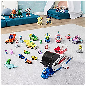 Paw Patrol Aqua Pups Whale Patroller Team Vehicle with Chase Action Figure, Toy Car and Vehicle Launcher, Kids Toys for Ages 3 and up