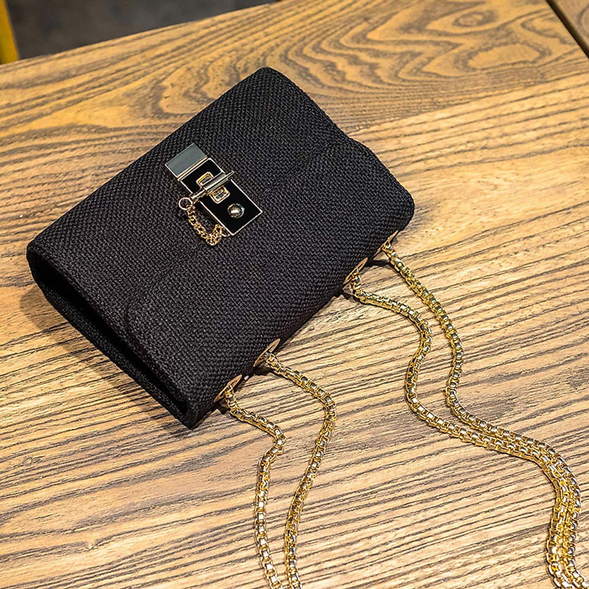 Small Crossbody Bag for Women, Cute Leather Clutch Purses for Girls, Mini Shoulder Bag with Chain Strap (black1)