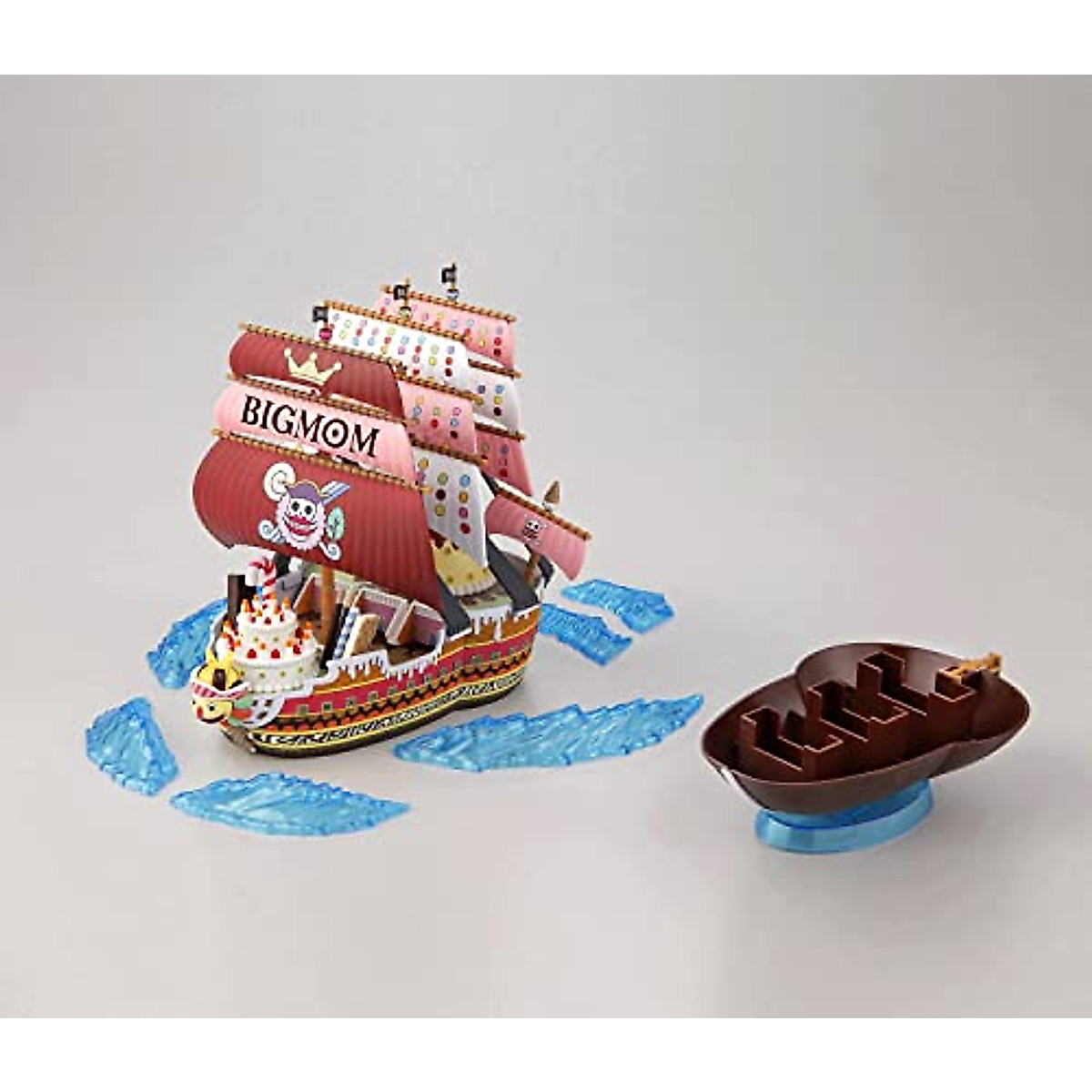 Bandai Hobby One Piece Grand Ship Collection Queen Mama Chanter Model Kit