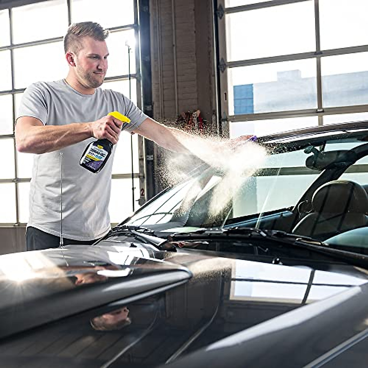 Invisible Glass 92183 16-Ounce Hybrid Ceramic Rain Repellent and Glass Cleaner Clean and Protect Automotive Windows and Windshields, Pack of 1