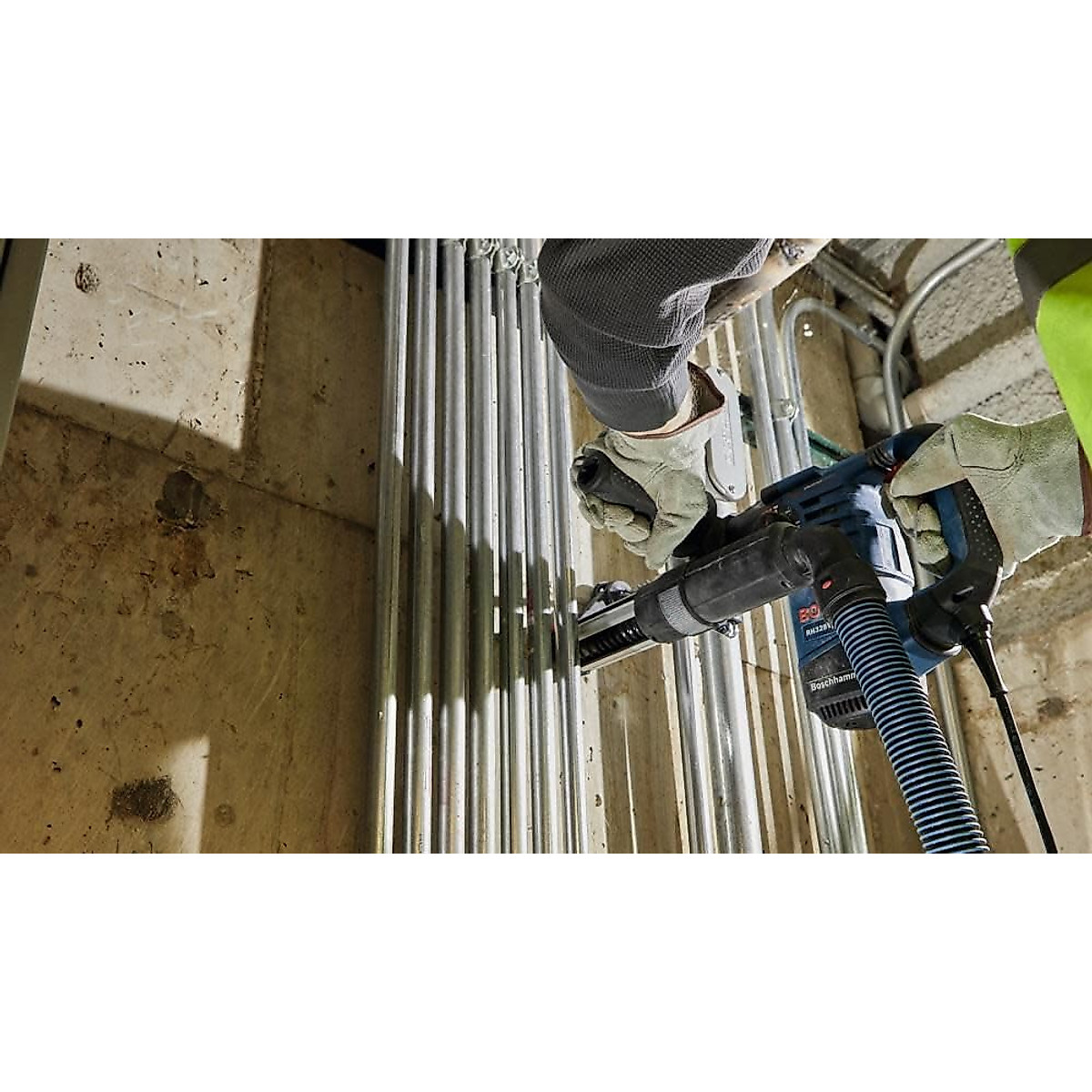 Bosch RH328VC-RT SDS-Plus Rotary Hammer, 1-1/8in - (Renewed)