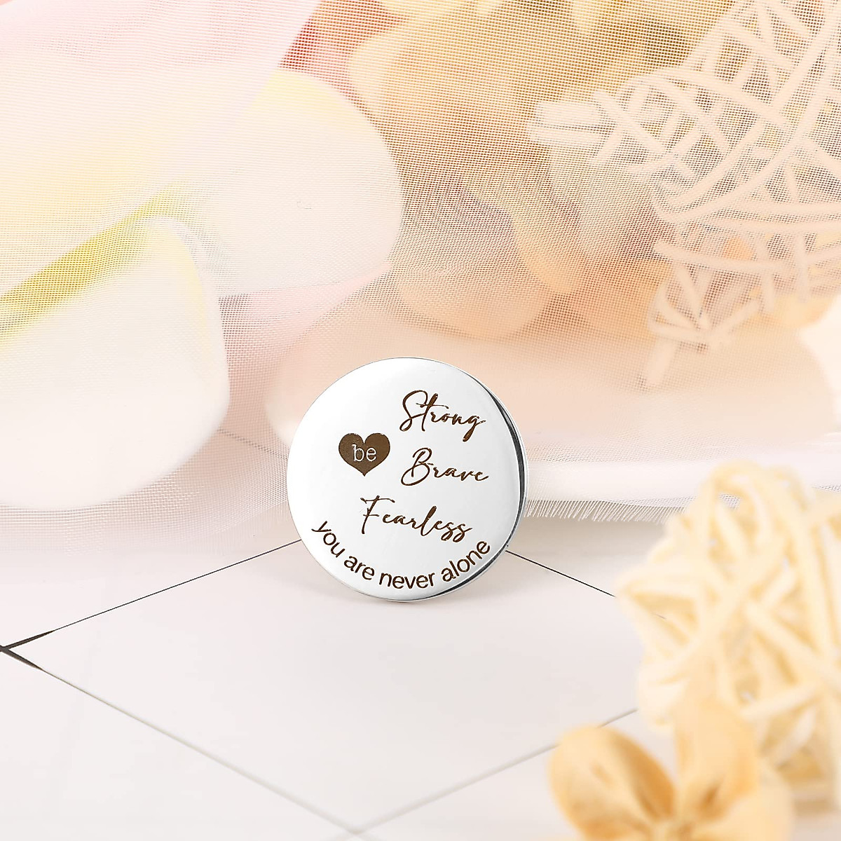 Sureio Pocket Hug Token Long Distance Relationship Keepsake Stainless Steel Double Sided Inspirational Gift with Keychain (Be Strong)