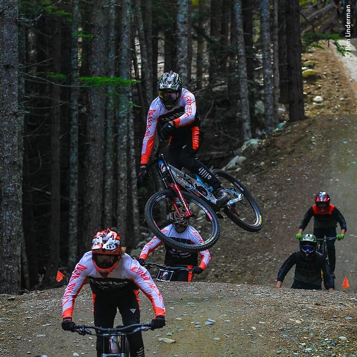 Maxxis Dissector 29 x 2.4 inches, 1302914155 WT 60 TPI Folding 3C MaxxTerra EXO/TR