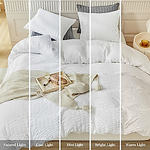 WARMDERN Duvet Cover Set Queen Size, 3pcs Washed Microfiber White Bedding Set, Soft Breathable Striped Textured Seersucker Duvet Cover with Zipper Closure & Corner Ties(White, Queen)
