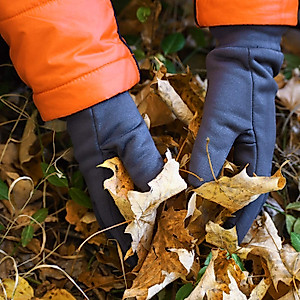 C9 Champion Kids' Machine Washable Lightweight Gloves, Touch Screen Friendly, Black, Boys' 8/16