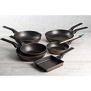 Pearl Metal HB-6781 Frying Pan, 7.9 inches (20 cm), Mega Stone, For Gas Stoves, Can Hold Vegetable Chopsticks