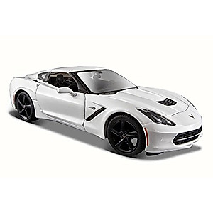 Maisto 2014 Chevy Corvette Stingray Coupe, White 31505-1/24 Scale Diecast Model Toy Car