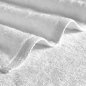 GT Globaltex Fine Linens Set of 3 Luxurious Towels for Beach, Pool, Spa, and Bath, 100% Turkish Cotton Beach and Bath Towel Set, 35x68 Inches, Your Path to Premium Comfort and Absorbency (White)