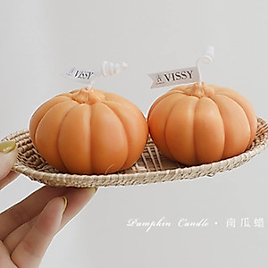 2 Pcs pumpkin scented candles ， Soy Wax Scented Candle Art Decorative Handmade for Wedding Christmas Birthday Gift