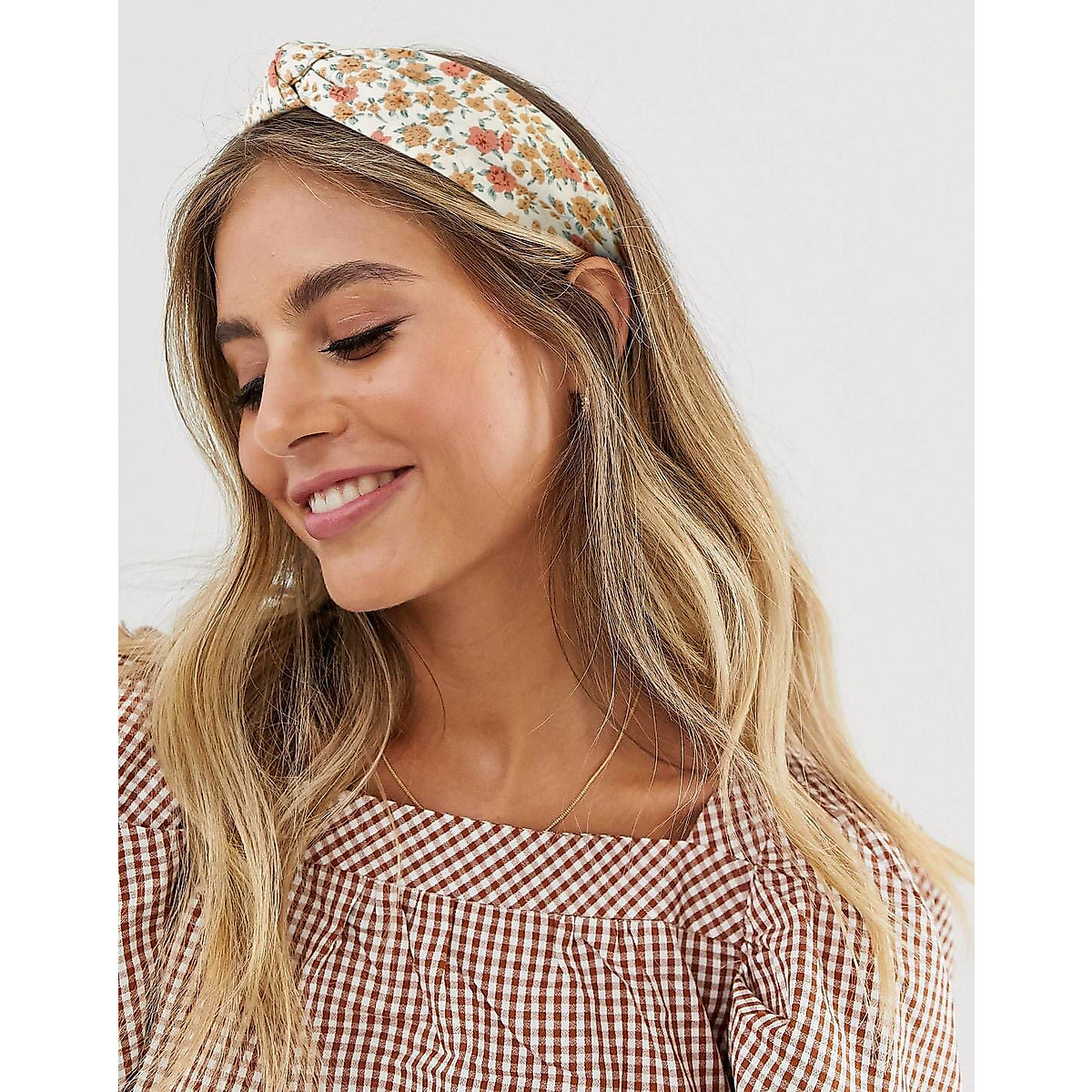 Huachi Headbands for Women and Girls, 4 Packs Fashion Flower Printed Knotted Head Bands for Women’ s Hair, Non Slip Boho Wide Thick Top Knot Hairbands, Womens Trendy Hair Accessories