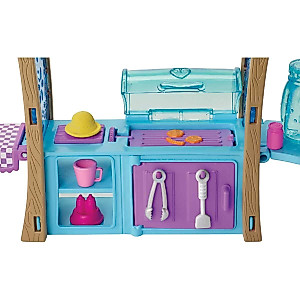 Polly Pocket Backyard Barbeque Playset with 3-inch Polly Doll & Accessories