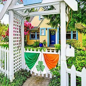 6 Pcs 3 x 1.5 Feet Ireland Flag Shamrock St. Patrick Day Flag Irish Flag Bunting Patriotic Flag Bunting Pleated Half Fan Flag with Grommet Garden Banner Decoration Outdoor Flag