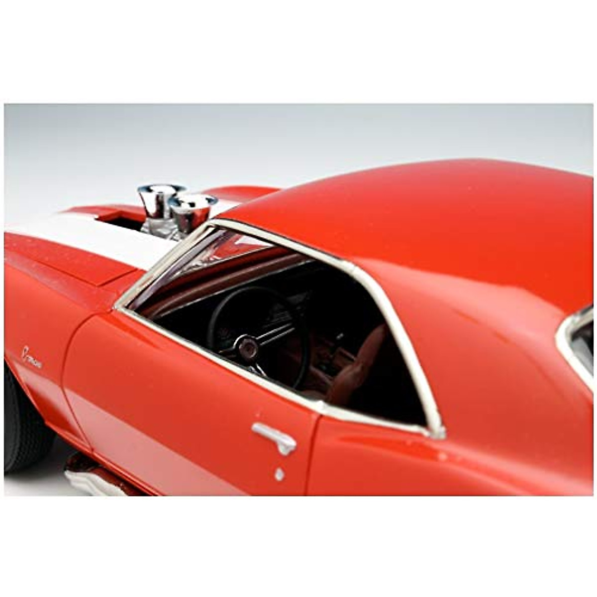 AMT 1968 Chevy Camaro Z/28 1:25 Scale Model Kit