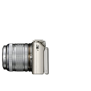 Olympus Mirrorless SLR E-PL6 with M Zuiko Digital 14-42mm Lens (Silver) - International Version