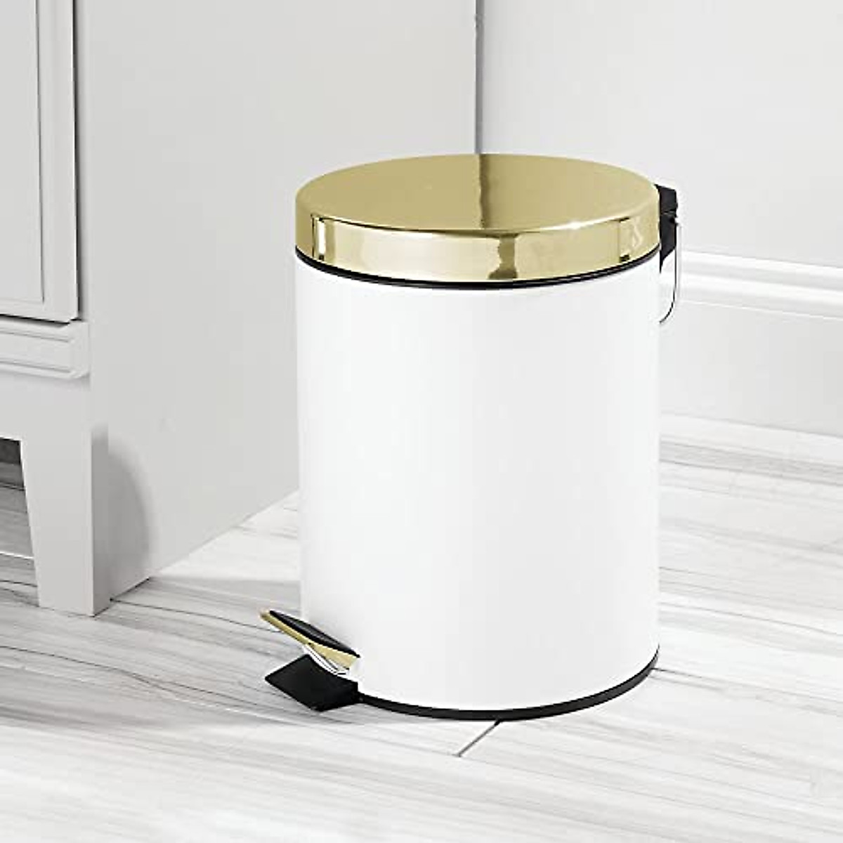 mDesign Pedal Bin — Metal Waste Bin with Pedal, Lid and Plastic Bucket Insert — Perfect for Bathroom, Kitchen, and Office — Household Rubbish Bin with Ergonomic Design — White/Gold