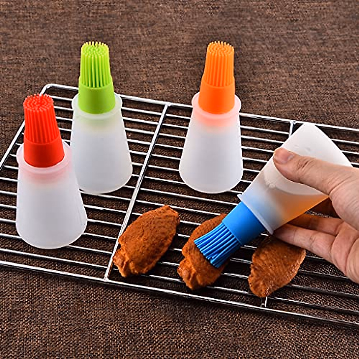 4 pcs Silicone Oil bottle brush， BBQ/Pastry Basting Brushes,Silicone Cooking Grill Barbecue Baking Pastry Oil/Honey/Sauce Bottle Brush (Red, orange, green, blue)