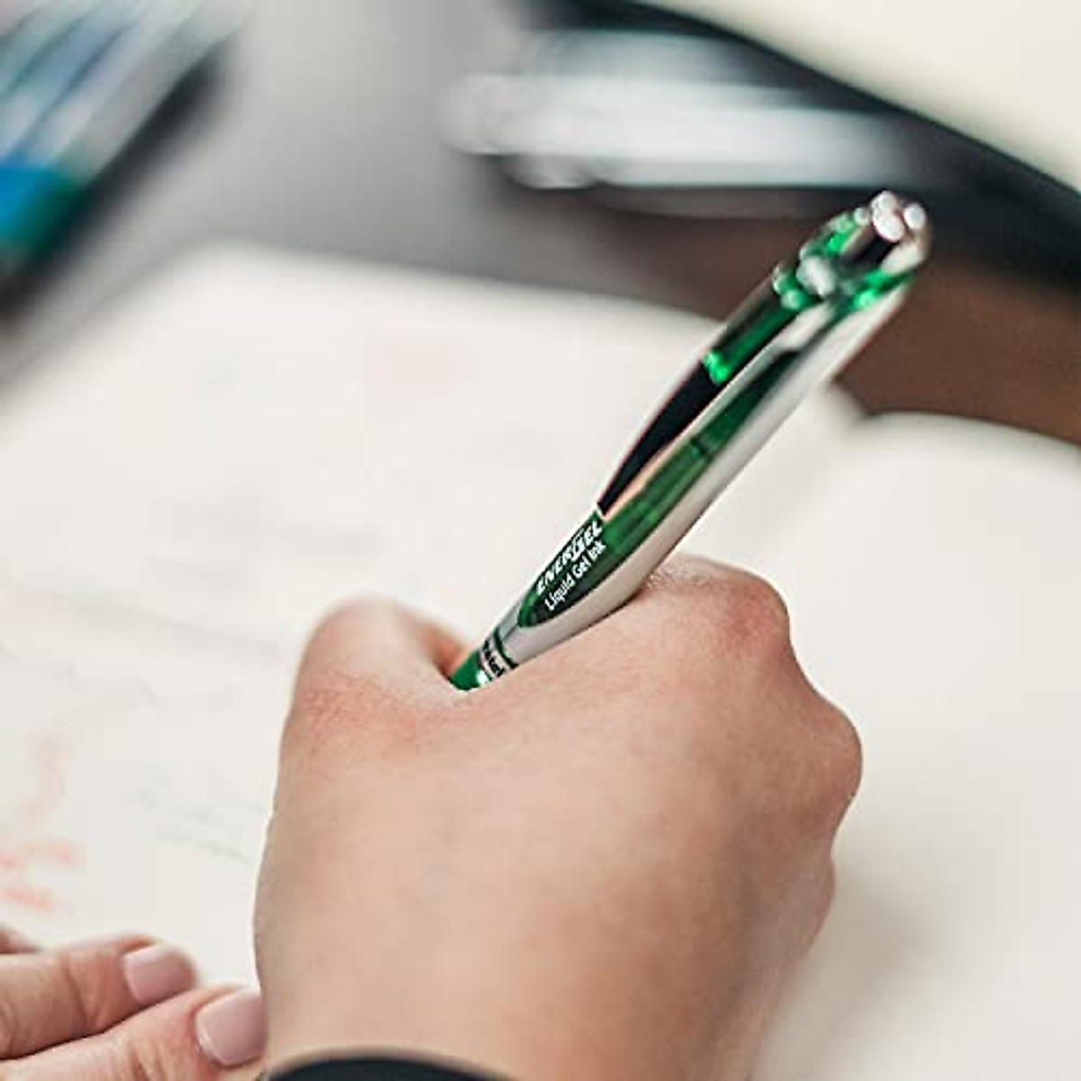 Pentel EnerGel Pearl Deluxe RTX Retractable Liquid Gel Pen, (0.7mm), Accent, Black Ink, Box of 12 (BL77PW-A)