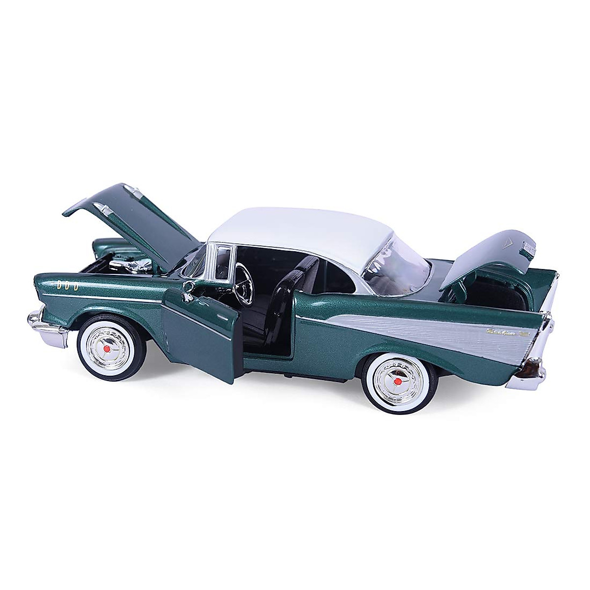 Motormax 1:24 Die-Cast 1957 Chevy Bel Air - Colors May Vary