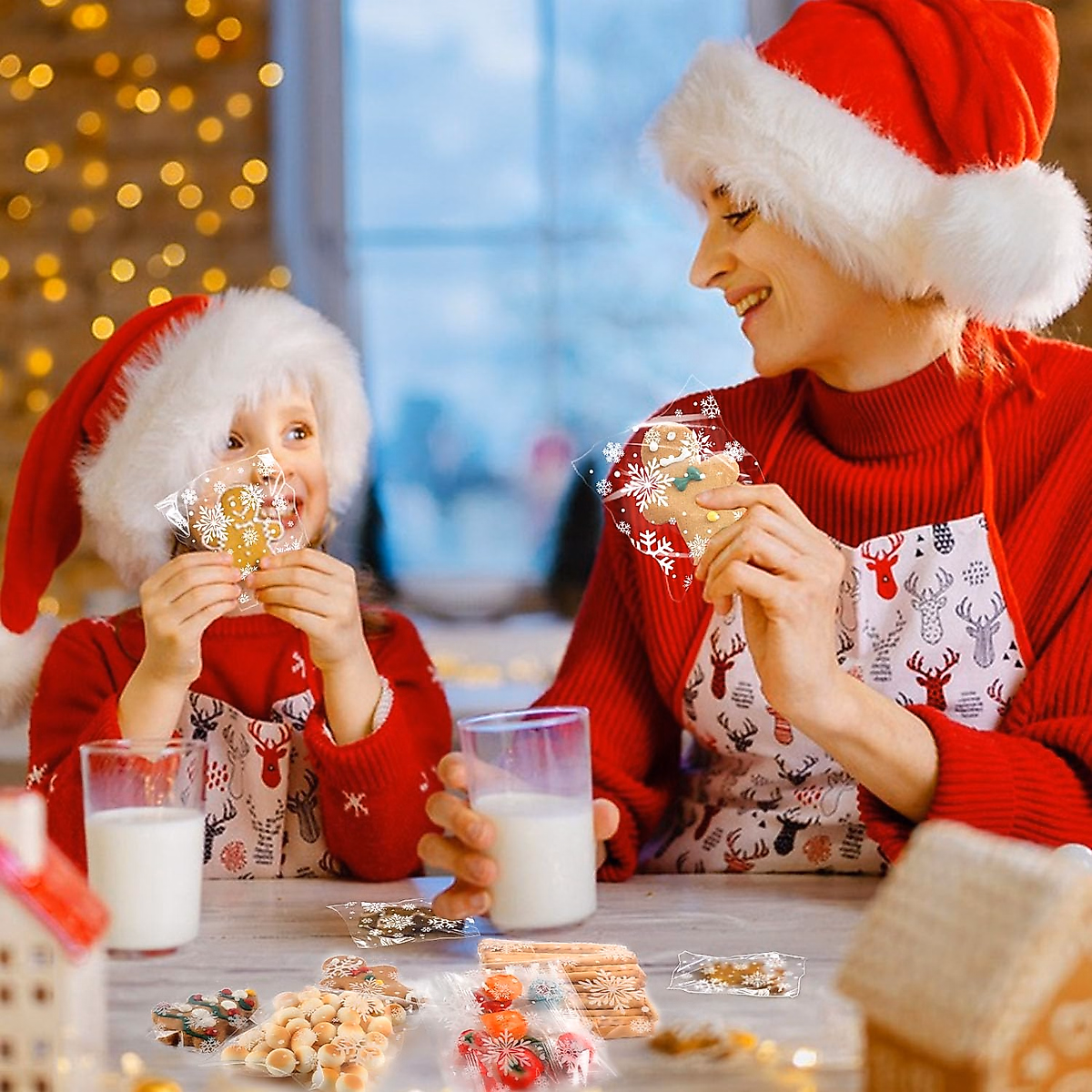 Christmas Cookie Bags 200pcs Snowflake Cellophane Treat Bags 5.5x5.5 Self Adhesive Cookie Bags for Gift Giving Packaging Candy Goodie Holiday Homemade Bakery