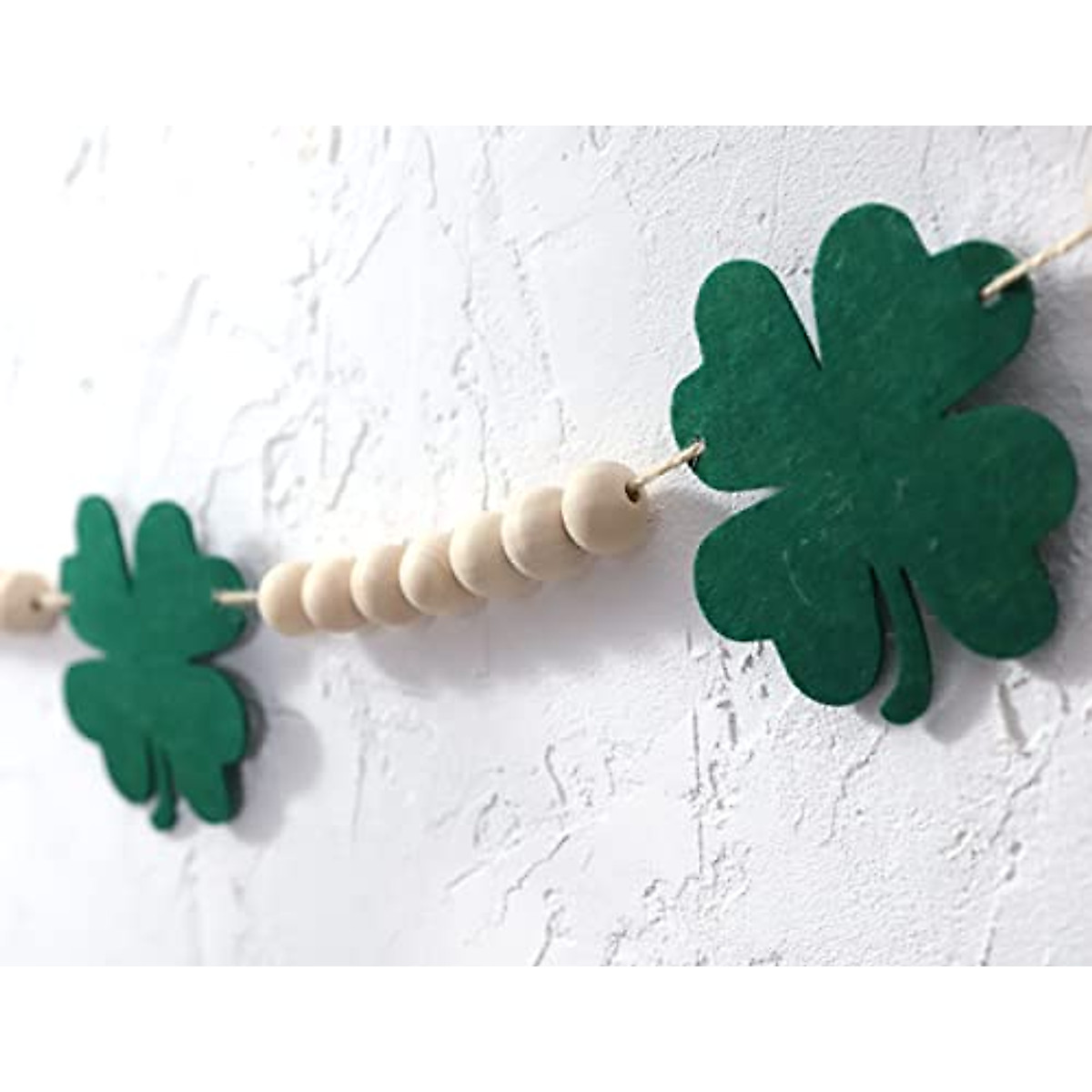 St Patrick’s Day Banner - Shamrock Wooden Beads for Home Decor, Felt Green Lucky Clover Banner with Wooden Beads, Shamrock Banner, Clover Garland, For St Patrick’s Day Spring Wedding Shower Decoration