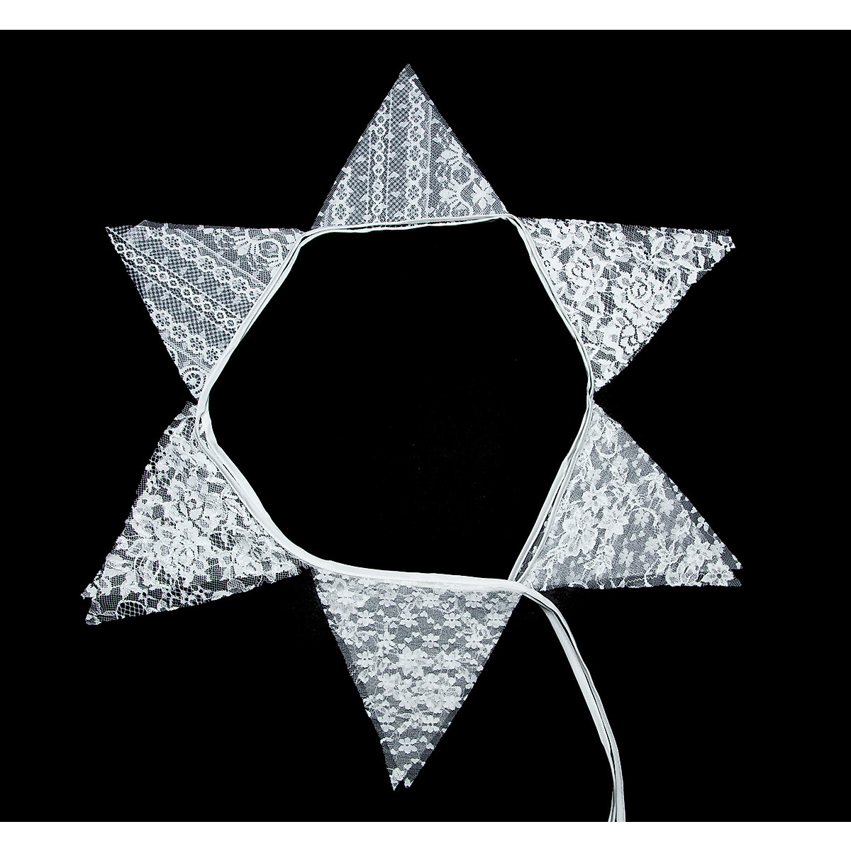 LOVENJOY White Floral Lace Pennant Banner - 10.8 Feet