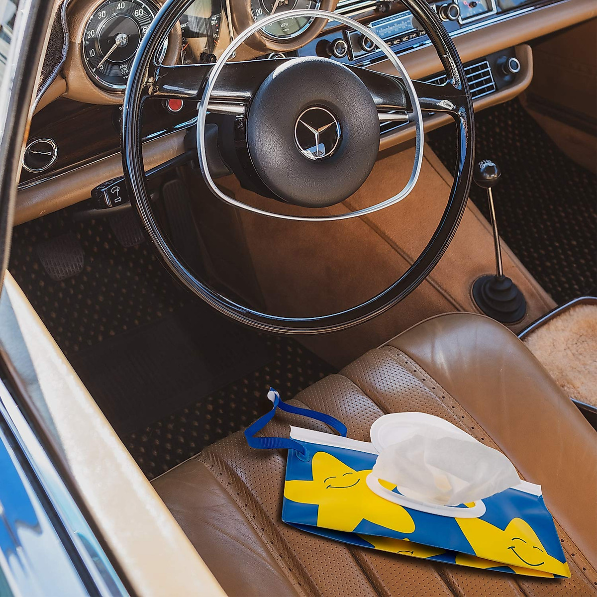 LUTER 4pcs Wet Wipe Pouch Portable Clamshell-Style Baby Wipe Holder, Reusable & Refillable Baby Wipe Carrying Bags for Travel Supplies, Daily Usage (25× 13.5 cm/9.8×5.3inch)