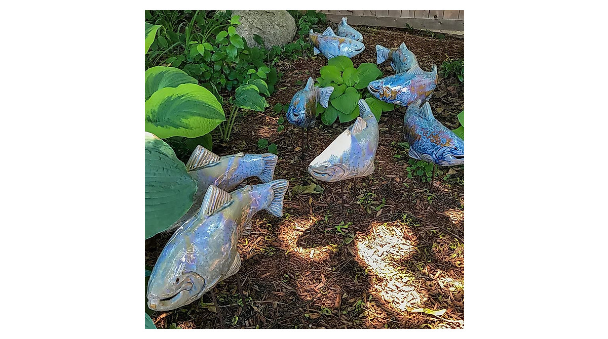 Koi Fish Garden Decor - Serene Ceramic Sculpture for Outdoors
