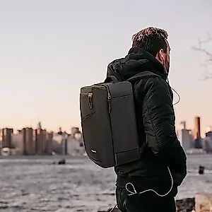 Ezgnuk Game Backpack for PS5 Console, Protective Travel Carrying Case, Large Capacity Storage Bag with Zippered Pocket for PlayStation 5, Laptop, Headphones, Game Discs and Accessories （Black）