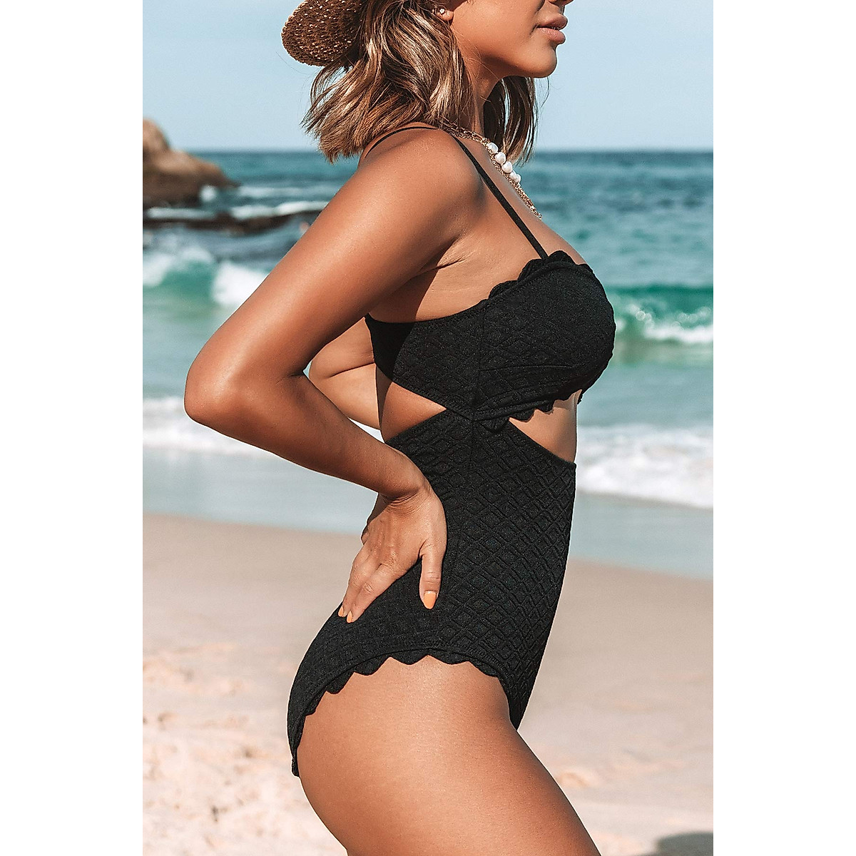 CUPSHE Women's One Piece Swimsuit Sexy Black Cutout Scallop Trim Bathing Suit, L