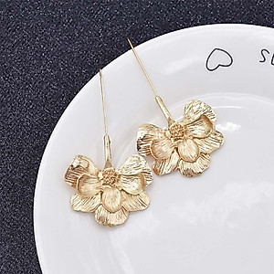 LM.aoruiz Ginkgo Leaf Earrings - 14K Gold Plated Flower Earrings for Women - Vintage Big Earrings Hypoallergenic - Irregular Shape Dangle Earrings Gift - statement Earrings