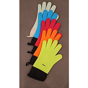 High Heat Resistant Silicone Oven Mitts Potholders Grilling Gloves, Non-Slip Five Finger Grip, Extended Wrist Protection, BBQ Camping Smoker Fryer Kitchen & Cooking (Orange)