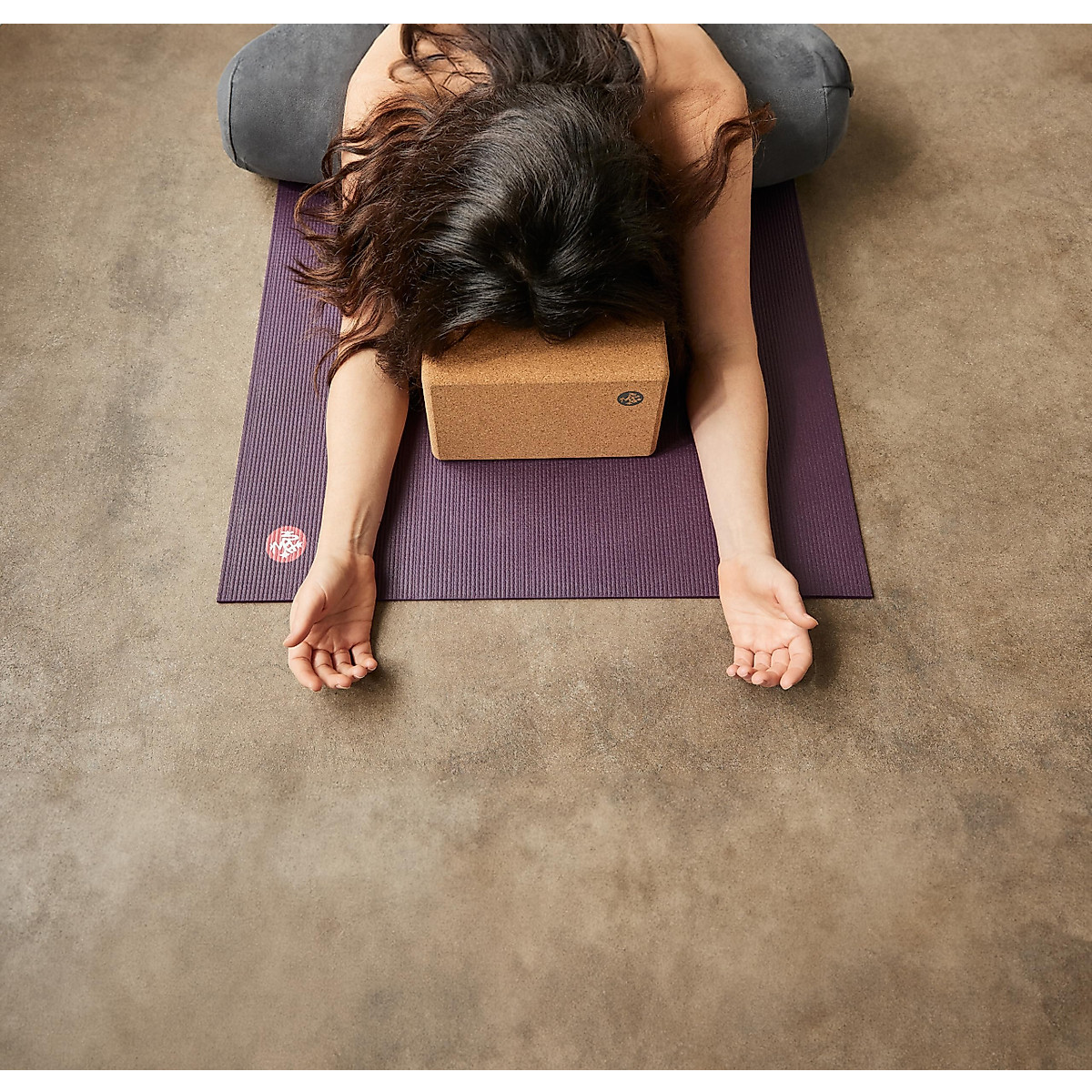 Manduka Yoga Cork Block - Yoga Prop and Accessory, Good for Travel, Comfortable Edges, Lightweight, Extra Firm Cork, 4" x 6" x 9" (10 x 15 x 22.5 cm) (Pack of 2)