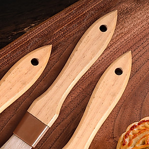 UOUYOO 2 Pieces Pastry Brushes Basting Boar Bristles and Beech Hardwood Handles 1 Inch, 1 1/2 Inch Oil Brush for Barbecue Spreading Butter Cooking Baking Brush