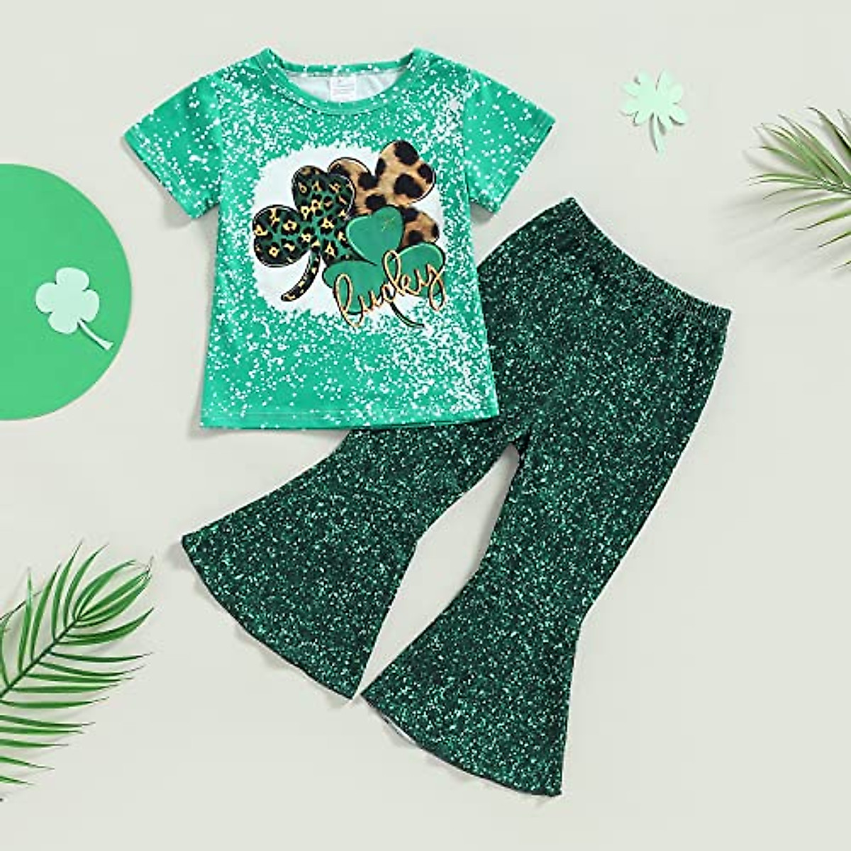 2Pcs Toddler Baby Girl St.Patrick's Day Clothes Set Short Sleeve Funny Print Tops Ruffle Bell Bottoms Flare Pants (Clover Print,3-4T)