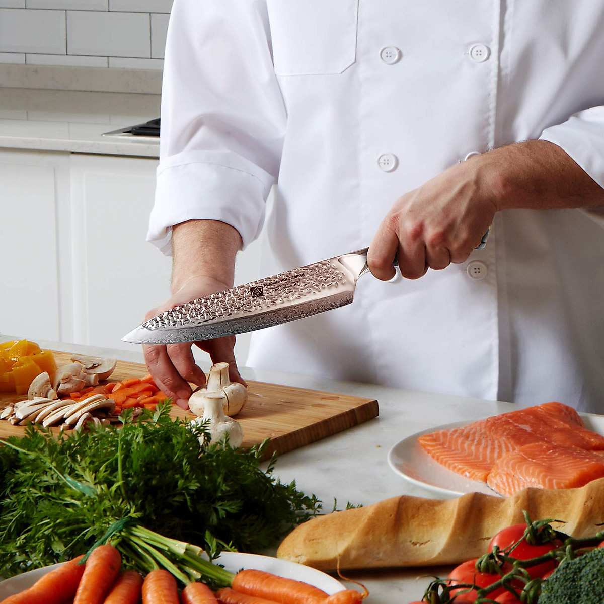 Premium 8 Inch Damascus Chef Knife, VG10 Super Steel 67 Layer High Carbon Stainless Steel Kitchen Knife with Full Tang Handle