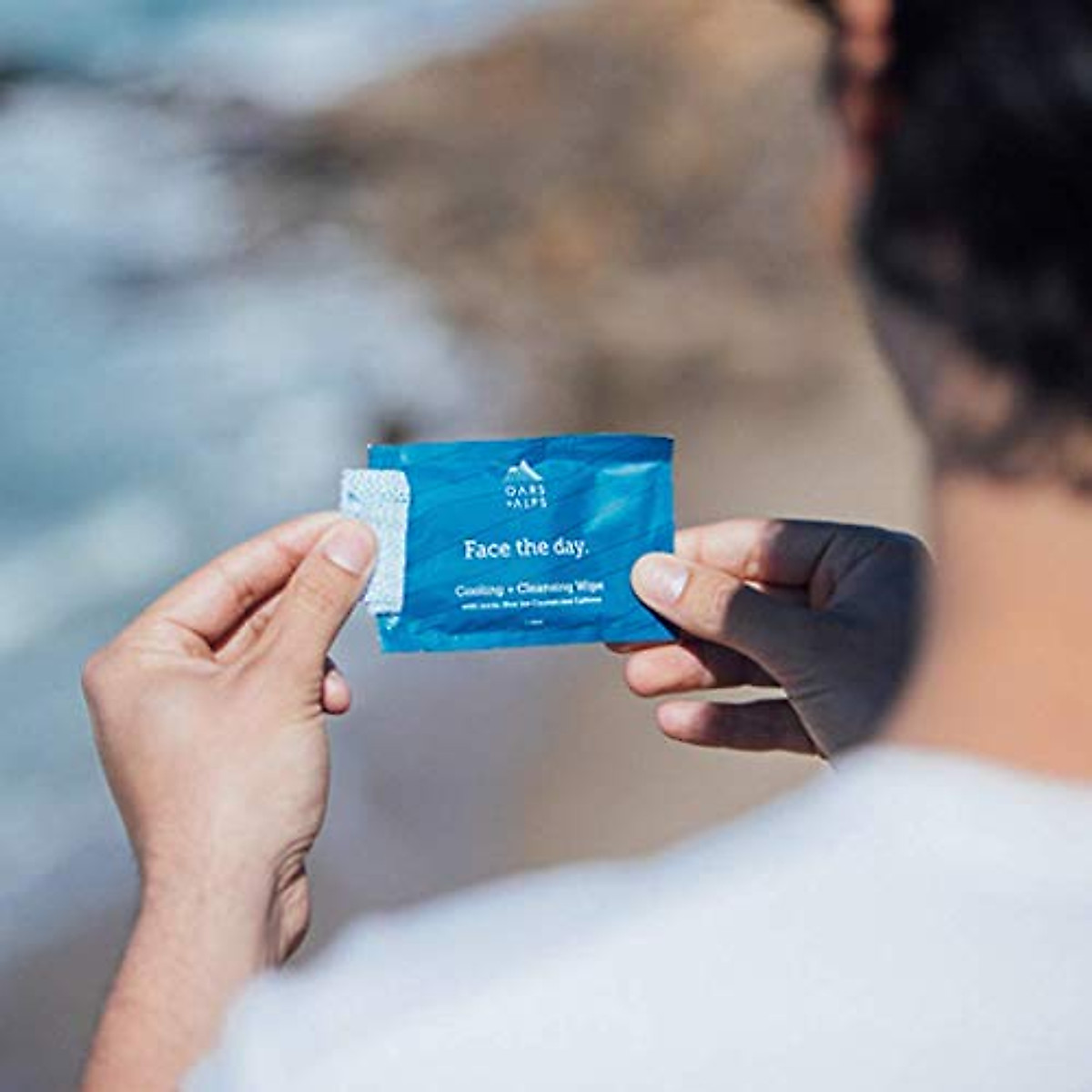 Oars + Alps Face and Body Wipes, Dermatologist Tested Skin Care Infused with Caffeine and Menthol, TSA Approved, 14 Wipes Total