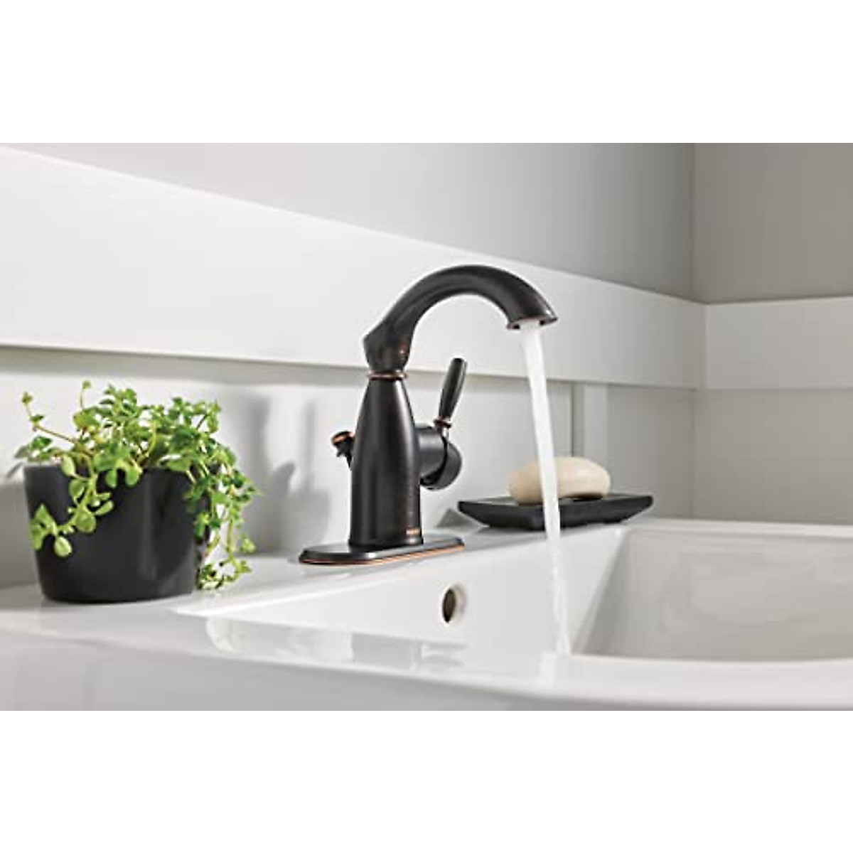 Moen Sarona Mediterranean Bronze One-Handle Single Hole Rustic Farmhouse Bathroom Faucet with Optional Deckplate, Traditional Bathroom Sink Faucet and Drain Assembly, 84144BRB